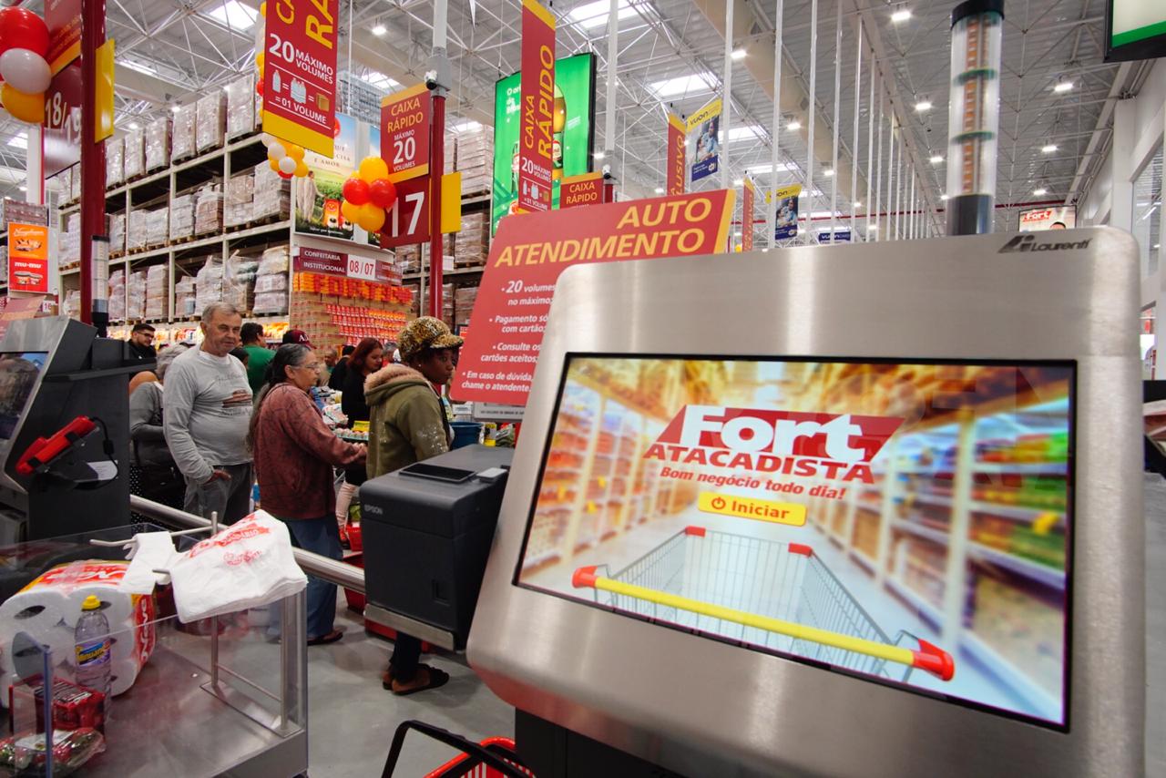 Noticenter - Rede de lojas Fort Atacadista está com 150 vagas abertas em Florianópolis