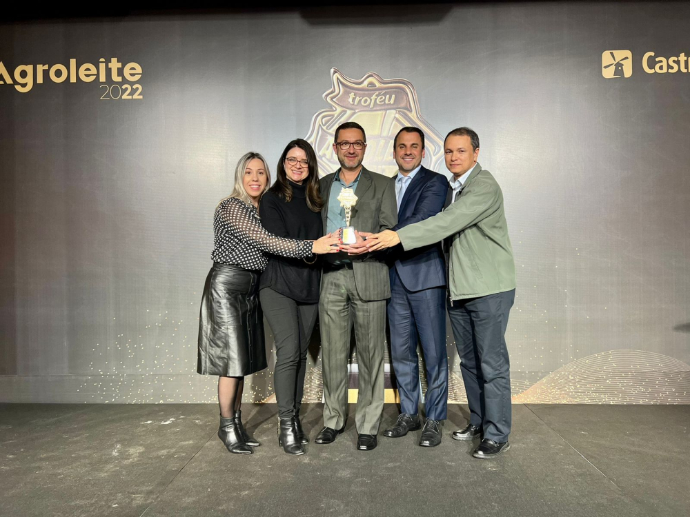 Jornal de Blumenau - Semex Brasil vence Troféu Agroleite 2022 na ...
