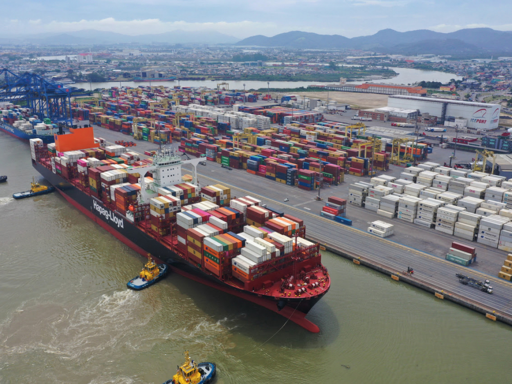 Noticenter - Porto de Navegantes recebe um dos maiores navios de ...