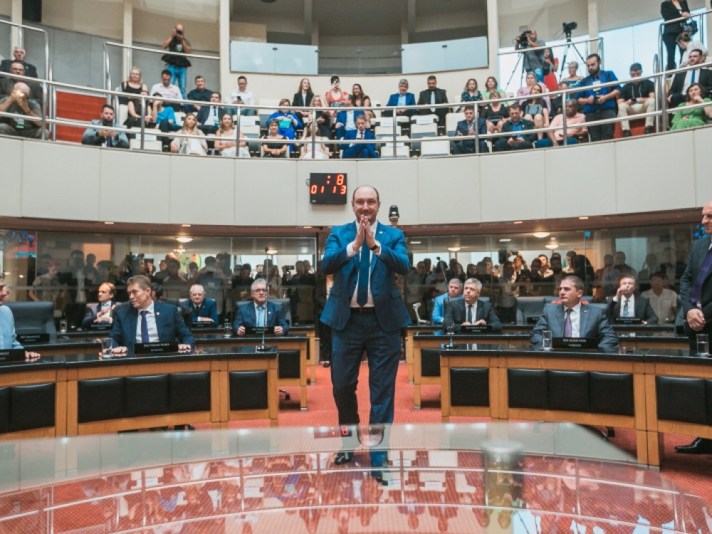 Noticenter - Alesc elege nova Mesa Diretora, tendo Mauro de Nadal na ...